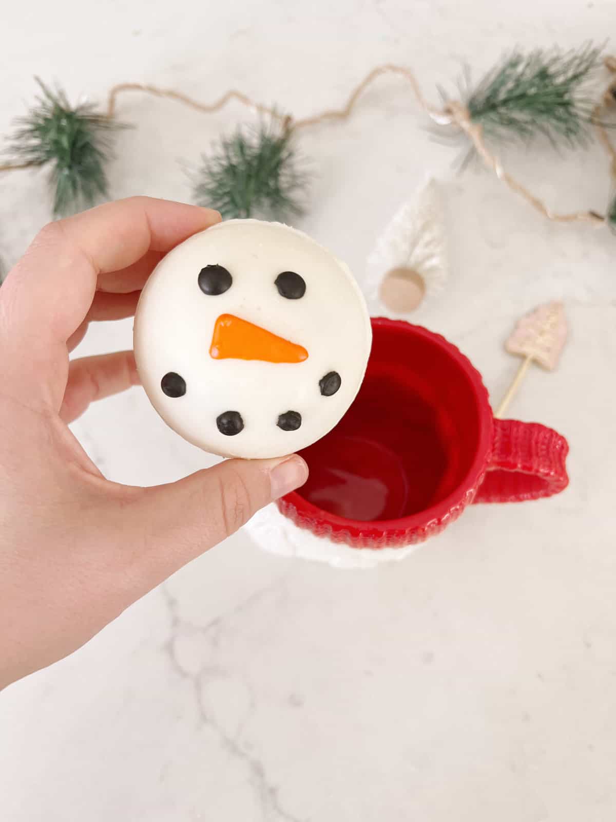 Classic Hot Cocoa Bomb Recipe-Make a Snowman!