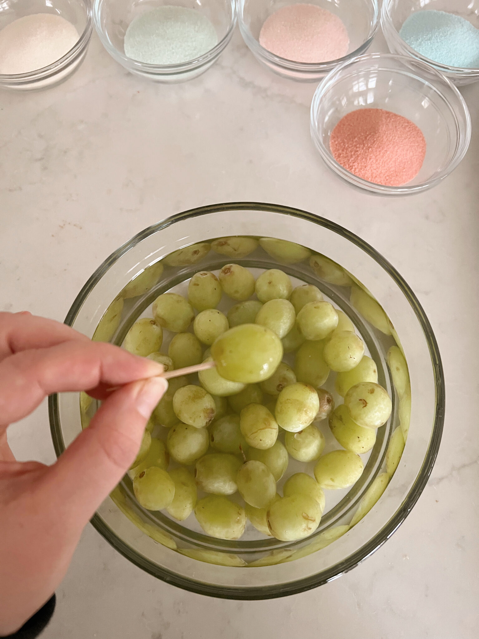 Jello Grapes- Frozen Candy Grapes - traditionallycozy.com