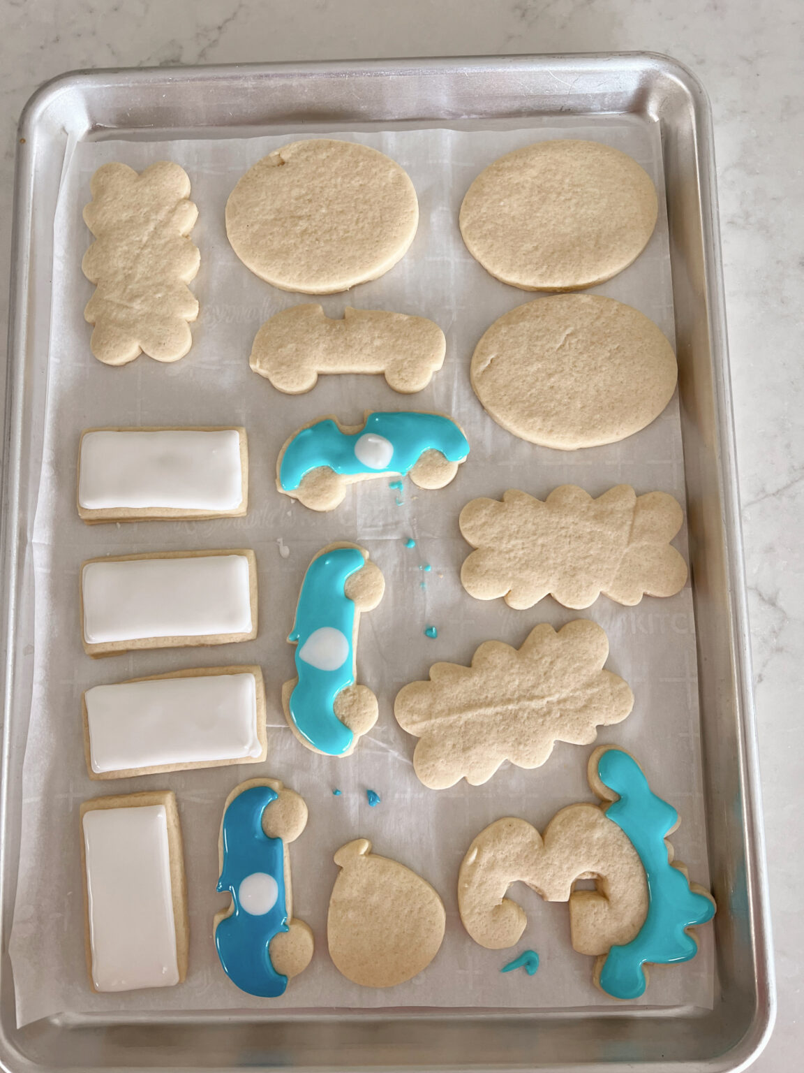 Simple Race Car Cookies Recipe and Design - traditionallycozy.com