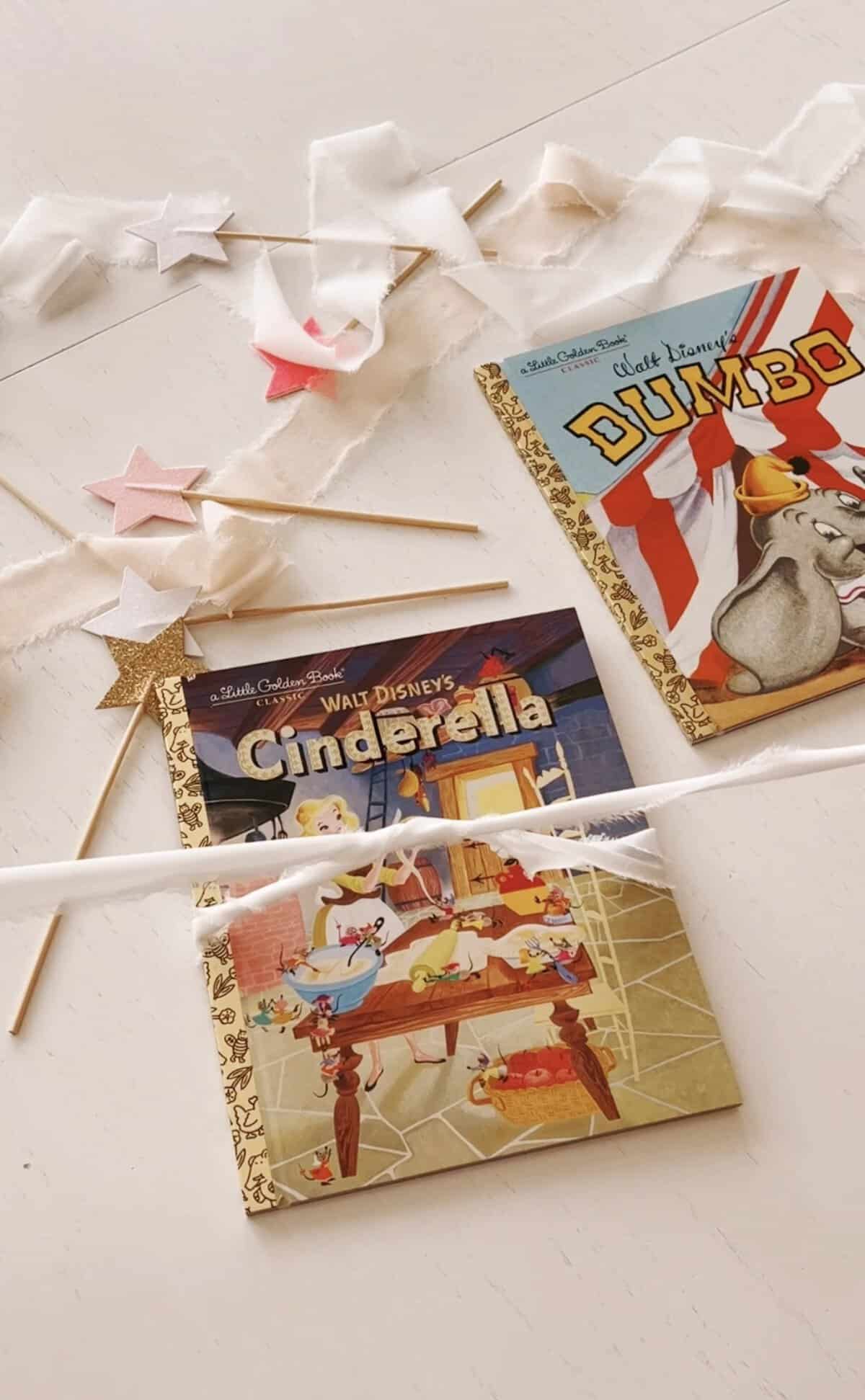 Using Books as Party Favors - traditionallycozy.com