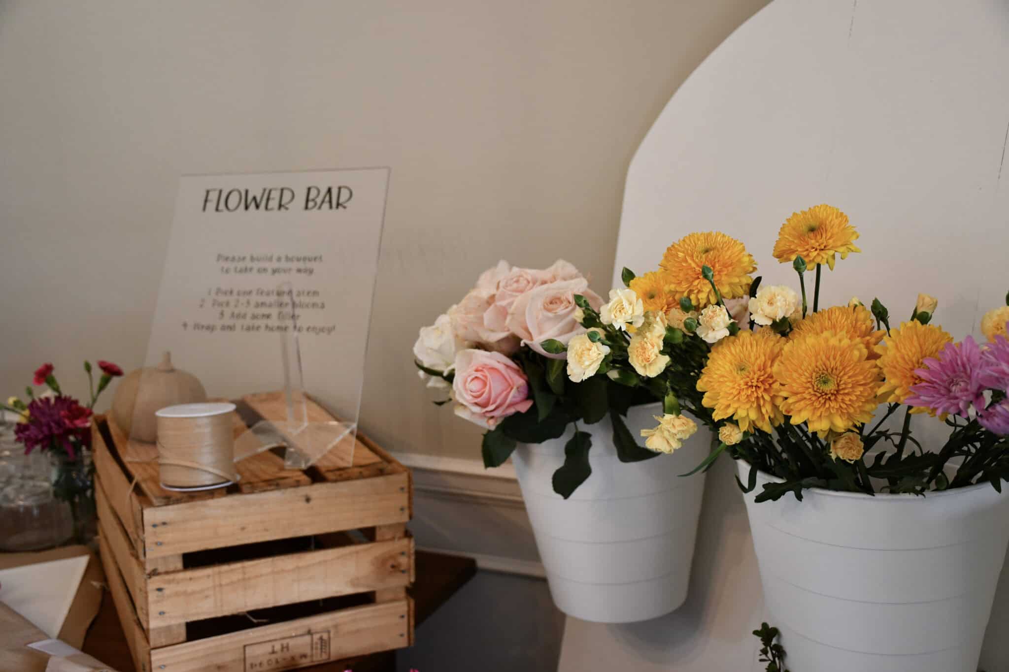Make Your Own Bouquet Bar- a Foam Board Flower Bar DIY ...